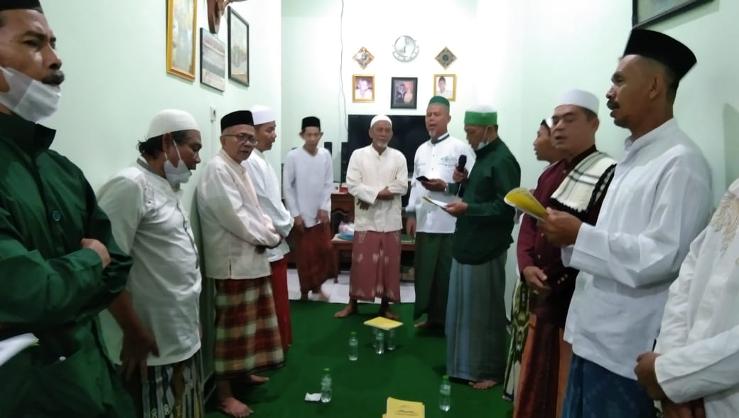 Pengajian Rutin Bulanan Majlis Ta’lim Nurul Quluub isi Tausiyah Oleh KH, Hasbullah, S.Ag ...