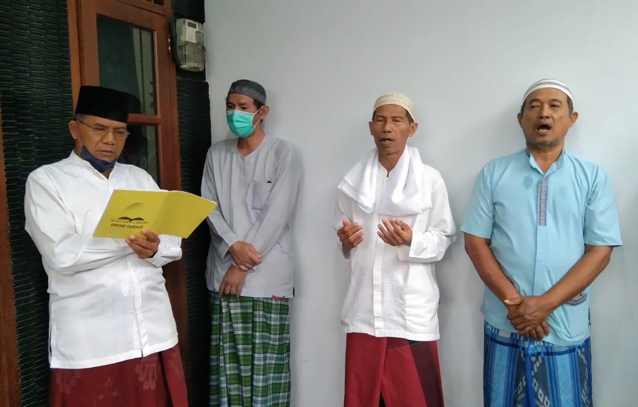 Pengajian Rutin Bulanan Majlis Ta’lim Nurul Quluub, Penceramah Ust, Abdullah Zaini,S.Ag ...